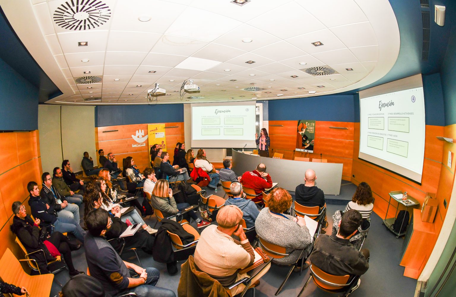 El Salón del Cómic de València, la Cátedra del Cómic y CEFIRE presentan ...